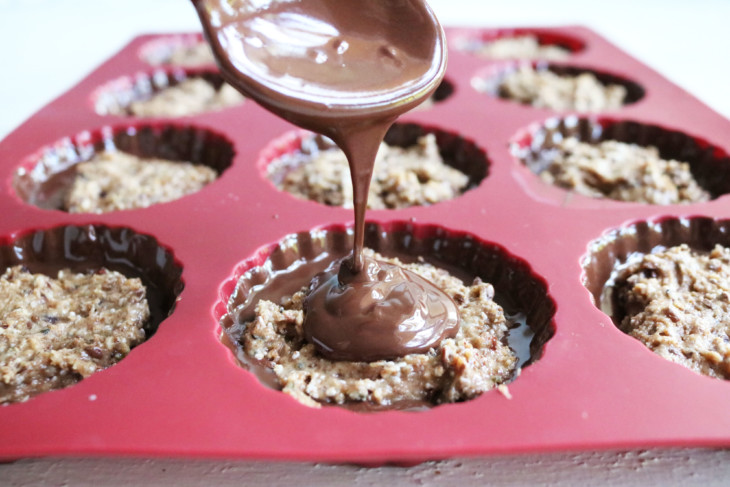 10-Min Crunchy Chocolate Almond Butter Cups - The Toasted Pine Nut