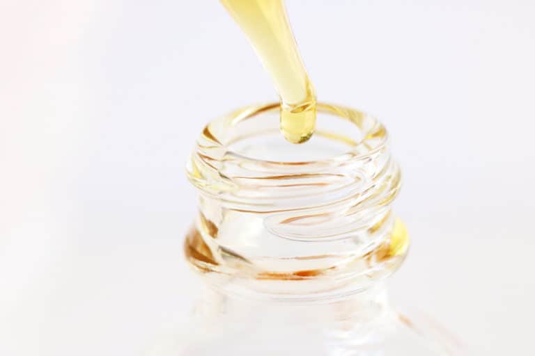 Homemade DIY Face Oil - The Toasted Pine Nut