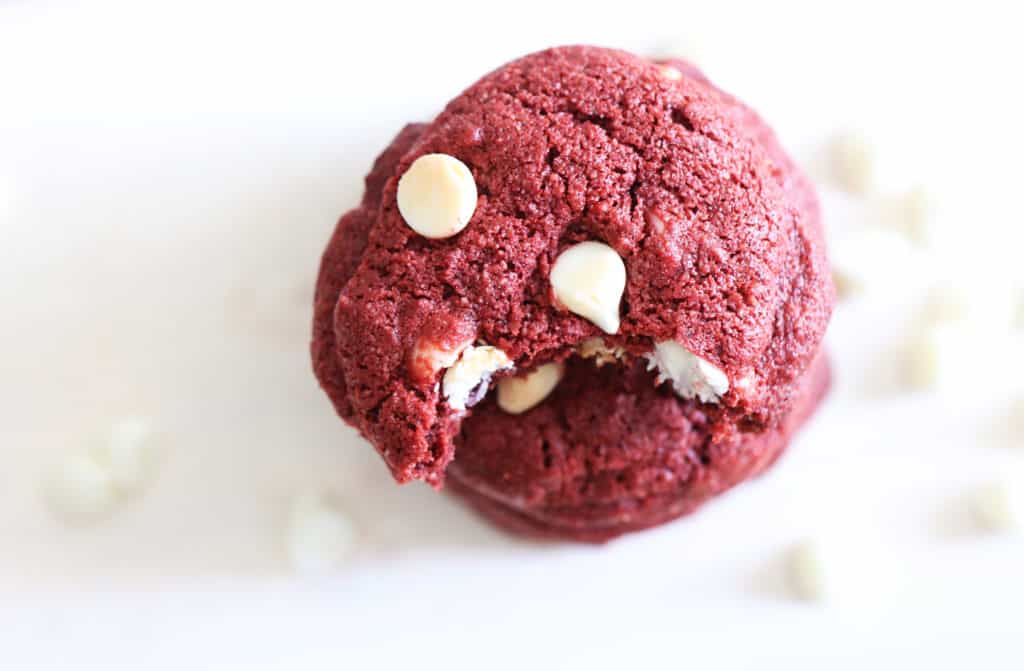 Almond Flour Red Velvet White Chocolate Chip Cookies - The Toasted Pine Nut
