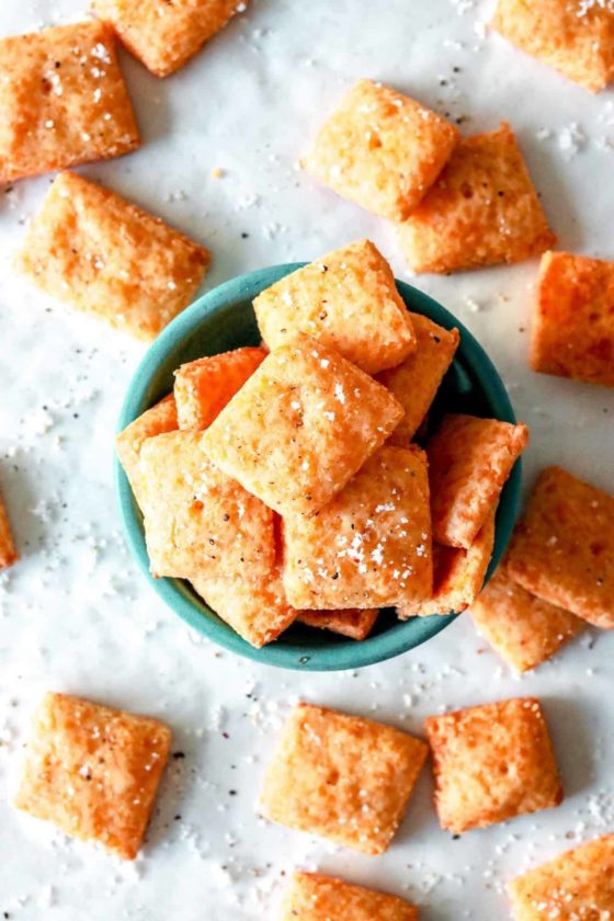 20-Min Cheesy Almond Flour Crackers (only 2 ingredients!) - The Toasted ...