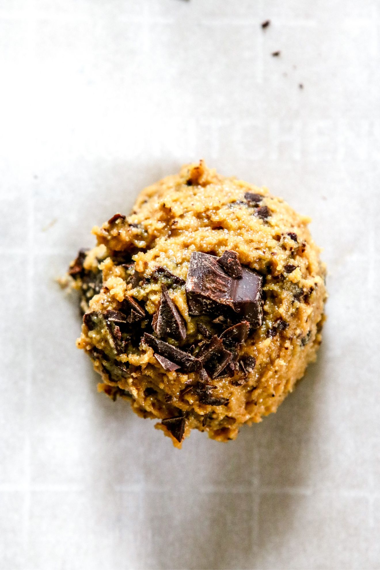 Soft Baked Chocolate Chunk Cottage Cheese Cookies (with almond flour ...
